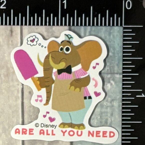 Office | 110 Disney Zootopia Reusable Waterproof Vinyl Sticker Decal ...